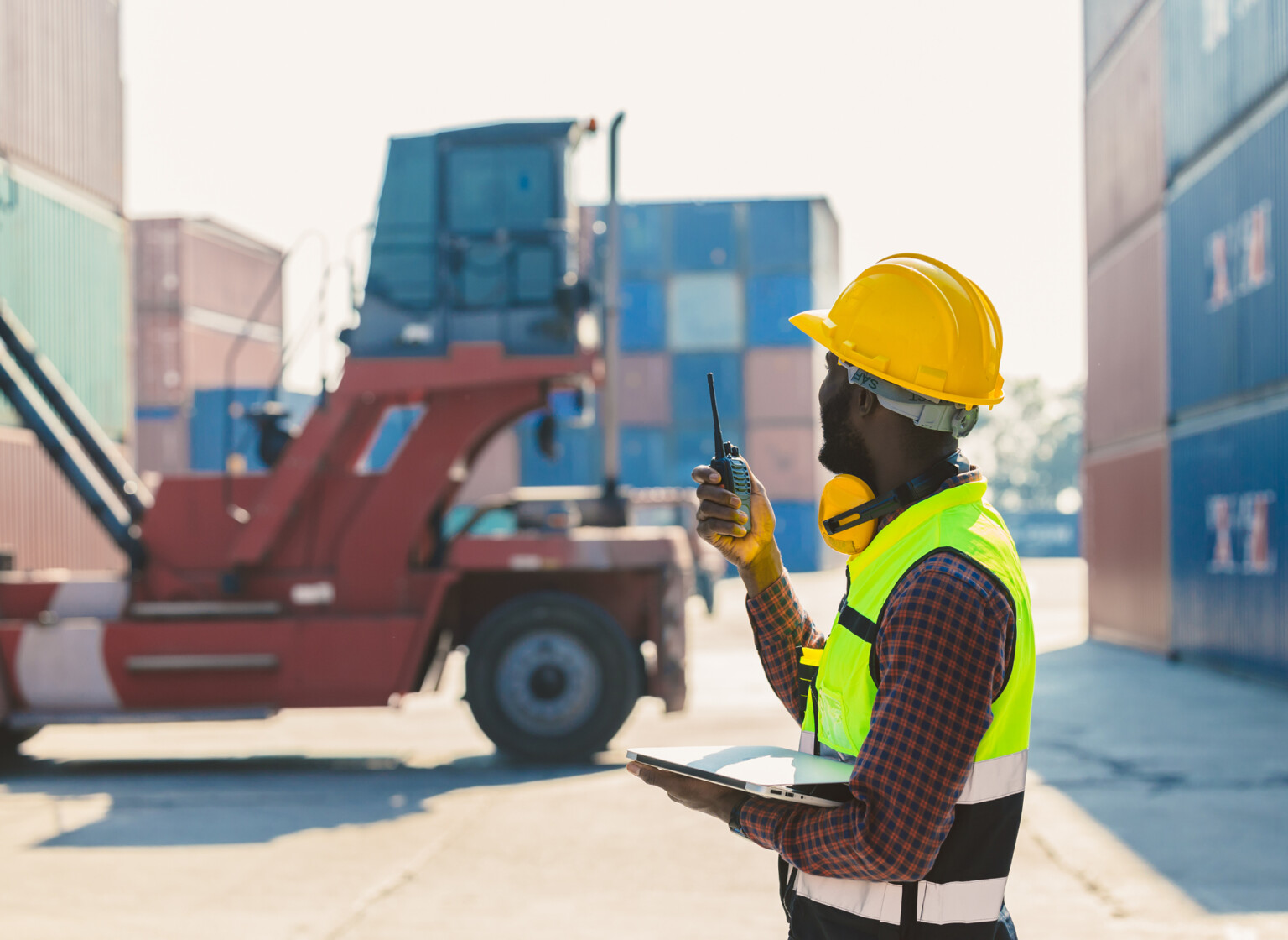 CROSS TRADE: WHAT IT IS AND WHAT ADVANTAGES IT HAS